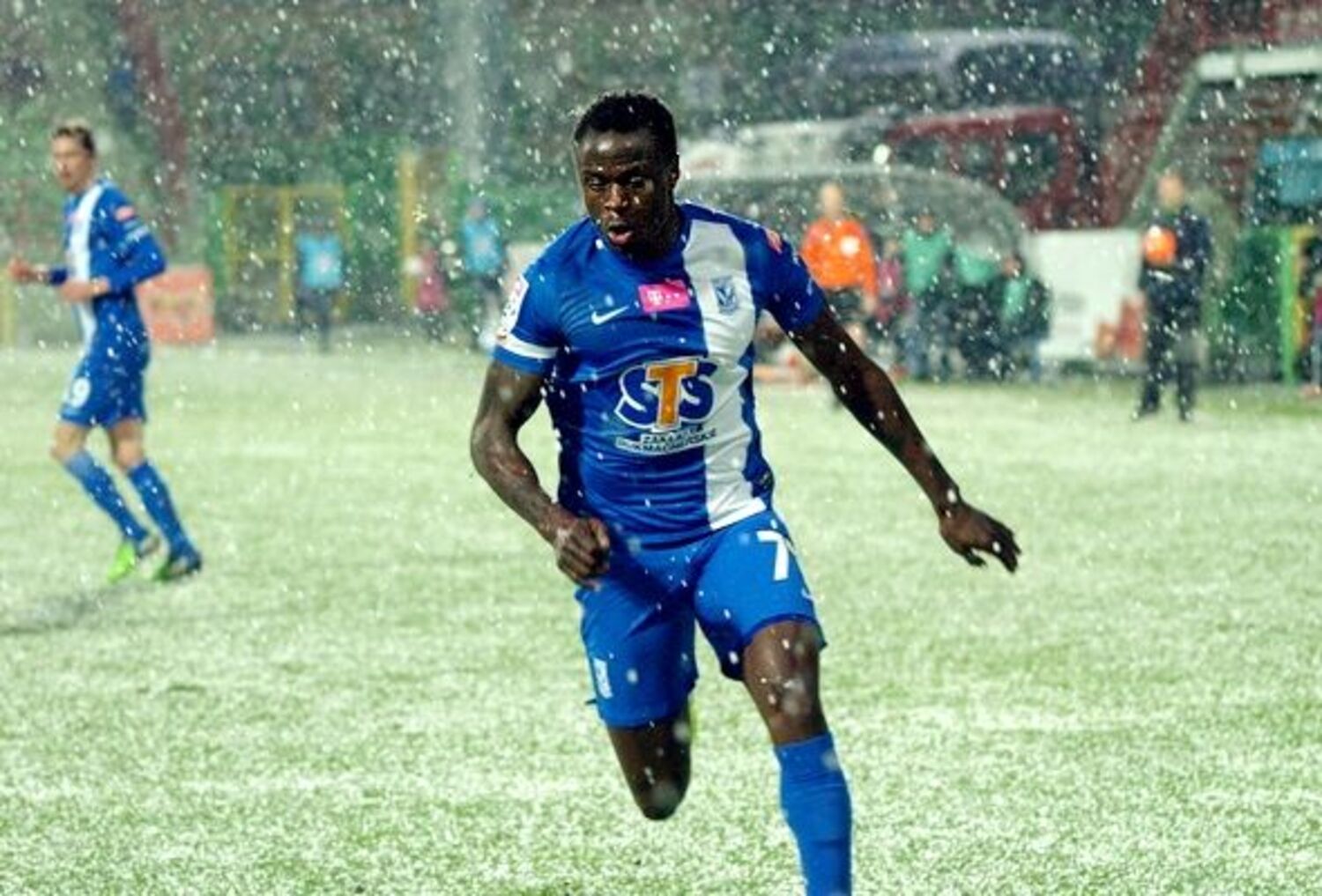 „Lech? To było gówno”. Oficjalnie: Brat Keïty w Polsce | Transfery.info