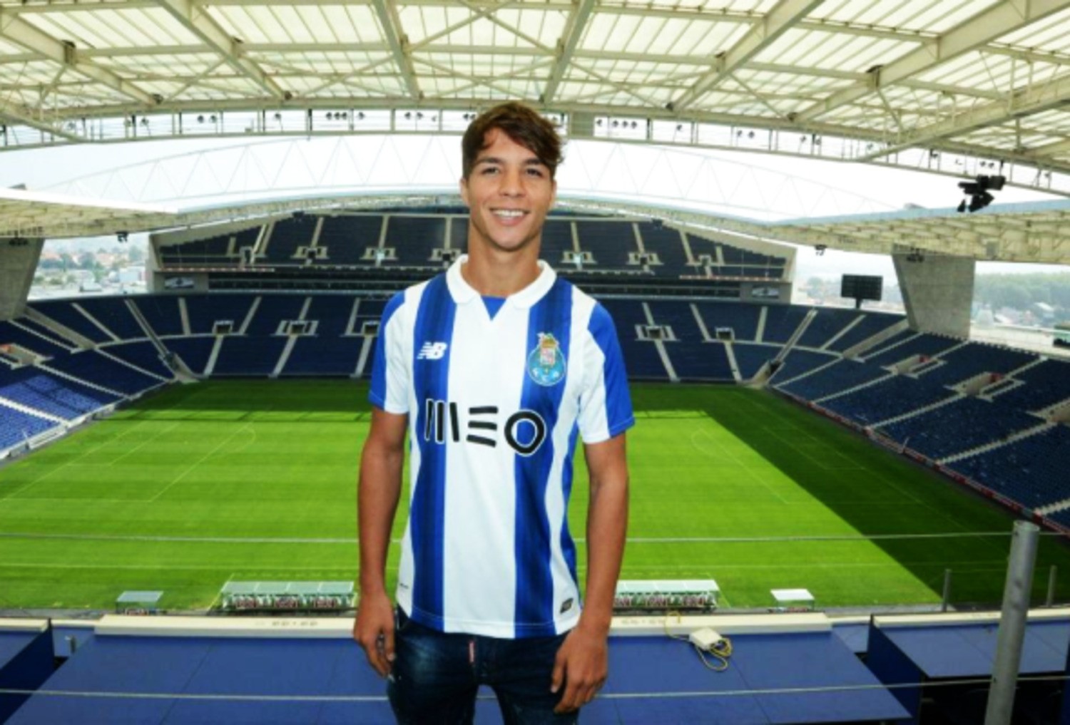 Óliver Torres wraca do Hiszpanii. PROMOCJA! | Transfery.info